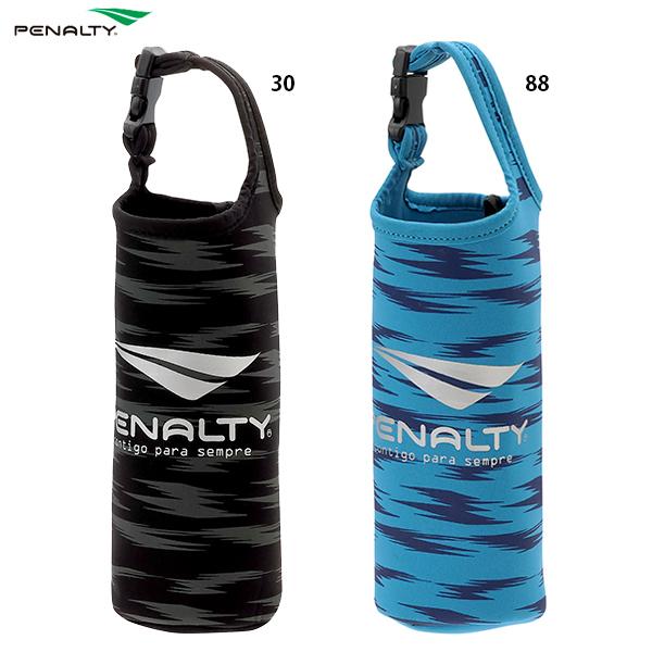 付属のショルダーストラップを用いて肩掛けとしても使用可能なボトルケース。【素材】ポリエステル100%【カラー】30：ブラック88：シアン【サイズ】H20×W8.5cm【発売時期】2025年春夏