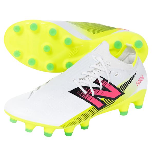 圧倒的な軽さが特長のストライカー向けスピードモデル「FURON V7+ PRO HG」に新色が登場。アッパーには極薄の軽量ニット素材とHYPOKNIT素材を使用し、軽いだけでなく足入れのしやすさからフィット感まで実現。ボールとの接地面をクリ...