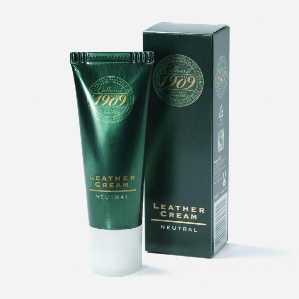 汚れ落とし+栄養をこれ1本で天然のワックス、オイルに加えクリーニング成分を配合した、クリーニング効果と高い栄養効果を合わせ持つクリームです。皮革表面の汚れを落とし、色を活性化させます。同時に油分とツヤを与え革の質感を美しく保ちます。スポンジ...