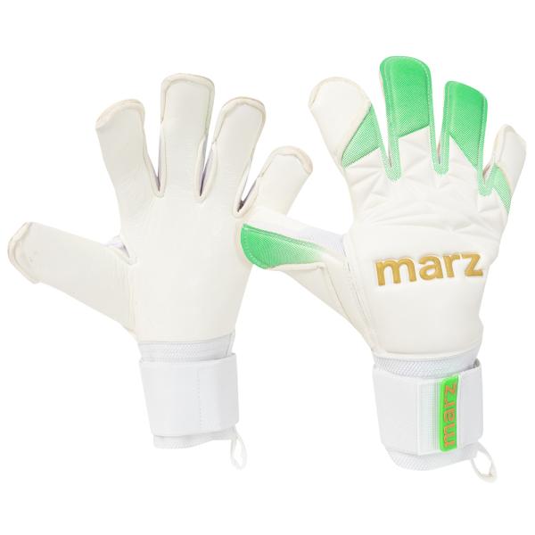 キーパーグローブブランド『marz(マーズ)』のフットボールパーク別注カラー！今回通常モデルにはない0.5サイズも作成いたしました。極フィットが特徴の悪魔のグリップモデルです！※製造時の若干の汚れがある場合がございますが、使用に全く問題がご...