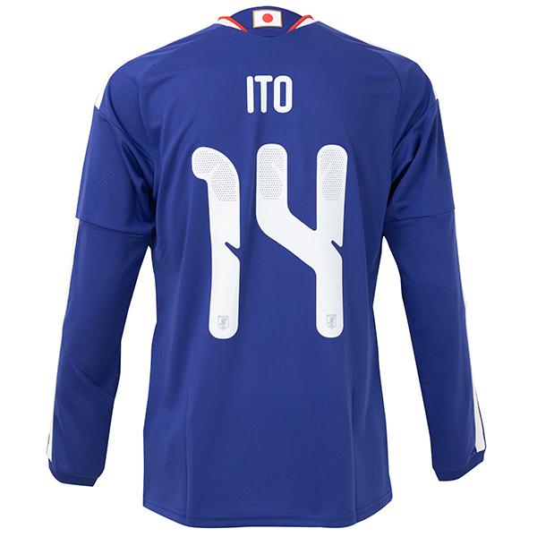 アディダス サッカー日本代表 2026 ホームレプリカユニフォーム長袖『#14 伊東純也』のオフィシャルマーク付き！【注意事項】※こちらの商品ページの在庫は圧着済みとなります。尚、実店舗及び複数サイトで同時販売しております為、売り切れの際は...