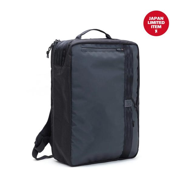 都市を駆け巡るビジネスマンの為に生まれたTURRET TRANSIT PACK。通常は20Lのコンパクトバックパックだが、出張時には背面に隠れたトラベルエリアを展開すれば40Lのトラベルバッグに大変身。ガジェットや資料、PCにタブレットを収...