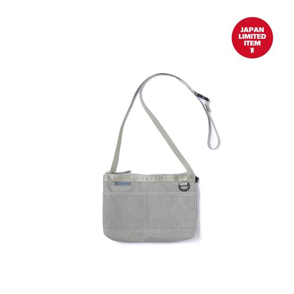 その名の通り、あなたのお出かけをアシストするのが、このASSISTANT SACOCHEの役割です。小型ながら500mlのボトルがスッポリ収めることができ、さらにはウォレットやモバイルバッテリーなども同時に収納可能。 軽くてコンパクトな佇ま...