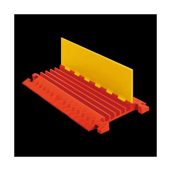 トラック等大型車両の通行の多い箇所に最大耐荷重9,140kgのヘビーデューティー・ケーブルプロテクター。最大耐荷重：9,140kg（CP5X125） 使用できるケーブルの直径：31.8mm（CP5X125） 寸法：L914.4mm×W508...