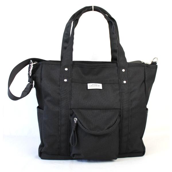 配送料無料　沖縄県、離島は送料800円になりますはっきり鮮やかカラーの生地でカジュアルなファッションに合わせやすい、DRIVE(ドライブ)シリーズ。ツヤなしのシルバー金具や、コットン生地のネームタグがアクセント。嬉しい両面はっ水仕様。10ポ...