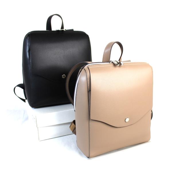 配送料無料　沖縄県、離島は税込800円別途配送料がかかりますかるいかばんシリーズに新型のミニリュックが登場！人気のリュック（LG-P0114Z）のデザインをベースに、コンパクトに、より軽く仕上げました。ミニサイズながら、長財布、600mlペ...