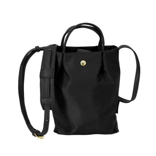 送料無料　日本全国レターパックにてお届けします。大人気の肩楽シリーズに縦型のミニショルダーが登場！スマホ、二つ折り財布、350mlボトルなど小さいながらもお出かけに必要なものが入るサイズです。【肩楽(かたらく)シリーズ】上品な光沢のあるナイ...