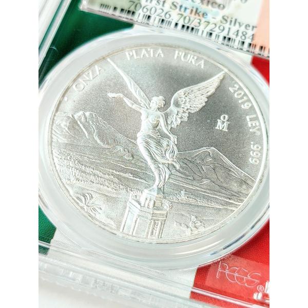 ○貴重なコインのご説明発行国： メキシコ直径： 40 mm厚み： 3mm重量： 31.1g （1トロイオンス）鑑定機関： PCGSグレード： MS70純度：99.9%※コインに汚れがあります。○留意事項、他・アメリカの権威ある鑑定会社PCG...