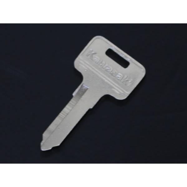 【適合車種】・メーカー：カワサキ KAWASAKI・車種：KDX250SR【商品説明】カワサキ KAWASAKI純正 ブランクキー 安心！高品質なメーカー純正です。交換用や補修用にオススメです！※適合車であっても、年式や製造時期により溝の向...