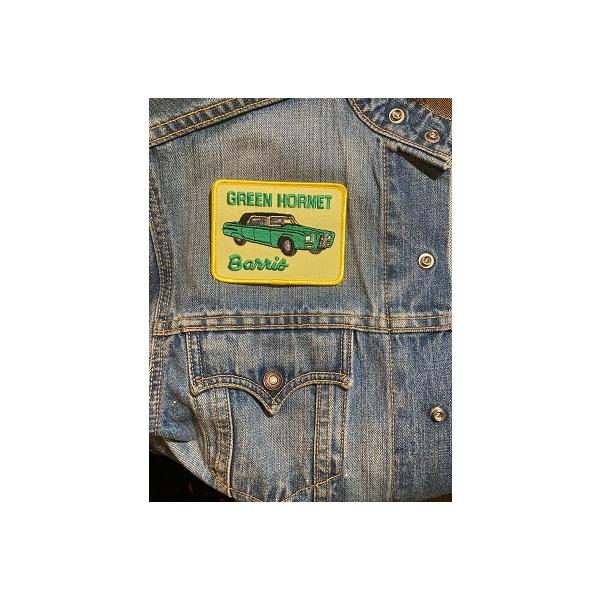【サイズ】約7.5cmX10cmアメリカ　カスタムカーの神　BARRIS こちらはあの　ブルース・リーの出世作グリーンホーネットで使われたカスタムカーをデザインしたワッペン他には　バットマンのバットモービル　、モンキースのオリジナルカーなど...