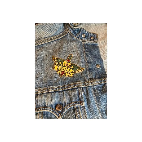 【サイズ】約8cm x 10cm【つけ方】・アイロンワッペンです。熱粘着可能ですが普段使い、洗濯などではがれてくることがあります。なので、衣料用接着剤もしくは縫い付けをお勧めします。・アイロン接着の際は、中温のアイロンで必ず当て布をして接着...