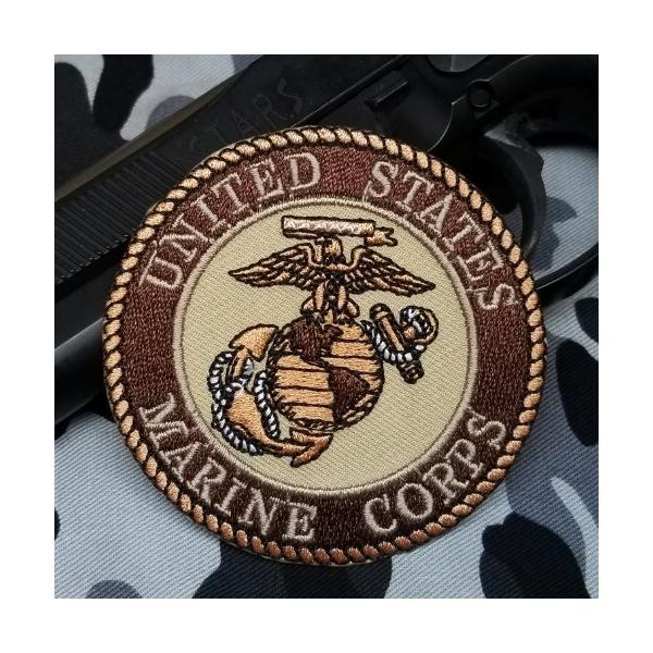 【発売日：2022年11月01日】直径：8cm (おおよそのサイズです)パッチ ワッペン U.S.Marines マリーンズ　 ロゴマークのワッペンのデザートカラーです。砂地戦にいかがでしょうか！【つけ方】アイロンワッペンなので熱粘着可能で...