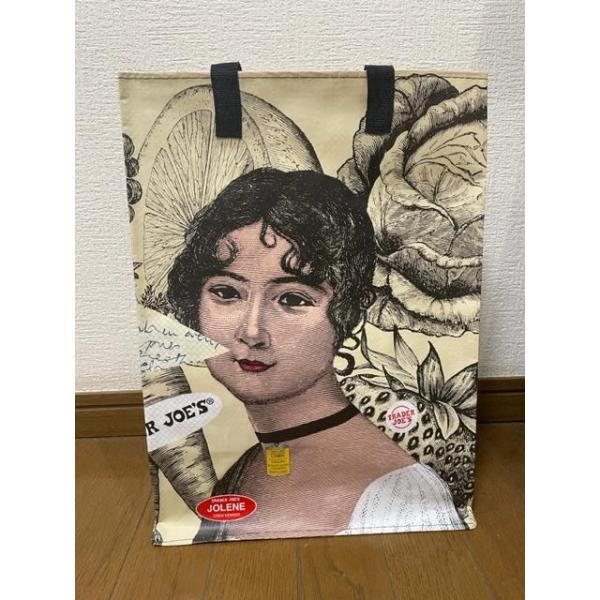■代引き不可■■商品名：トレーダージョーズ（Trader Joe's） エコバッグ　■素材：ポリプロピレン素材■カラー：ワンカラー■サイズ：（約）縦41cmｘ横29cmｘマチ18cm　軽量です※写真のイメージと違う可能性がございますのでご了...
