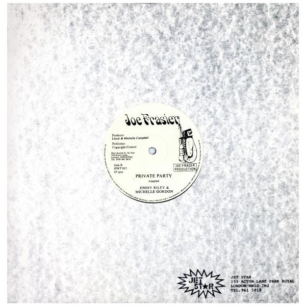 製造国 : UK　　リリース年 : 1995　　レーベル : JOE FRASIER / VP　　品番 : JFRT 012　　　　美品。'95にJoe Frasierからリリースされ数々のラヴァーズ系Mix CDに収録された人気チューン。...