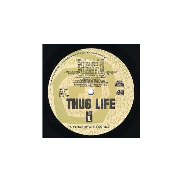製造国 : US　　リリース年 : 1994　　レーベル : INTERSCOPE　　品番 : DMD 2187　　　　2Pacが率いるThug集団が'94にリリースしたデビューアルバム"Volume I"からのシングル!! Moe-Z製作...