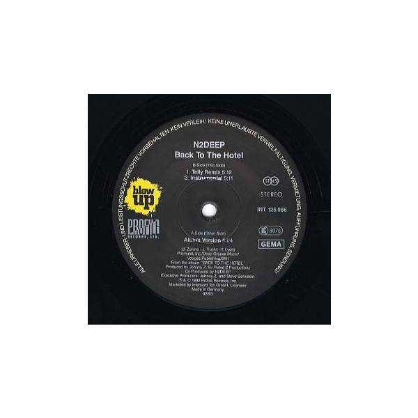 製造国 : GERMANEY　　リリース年 : 1993　　レーベル : Blow Up / Profile Records　　品番 : INT 125 986　　　　スリ傷有るがプレイＯＫ。'92彼等のデビューアルバム"Back To T...