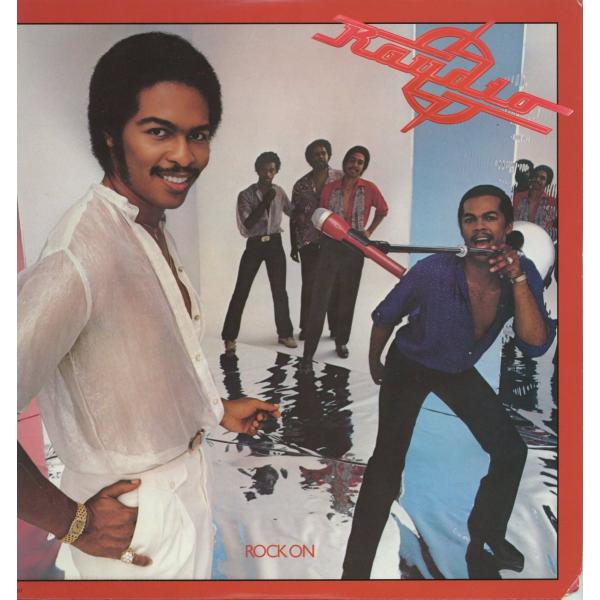 製造国 : US　　リリース年 : 1979　　レーベル : Arista　　品番 : AB-4212　　　　インナースリーブ付。右下カット有。Ray Parker Jr率いるRaydioが'79にリリースした2ndアルバム。ギターリフが最...