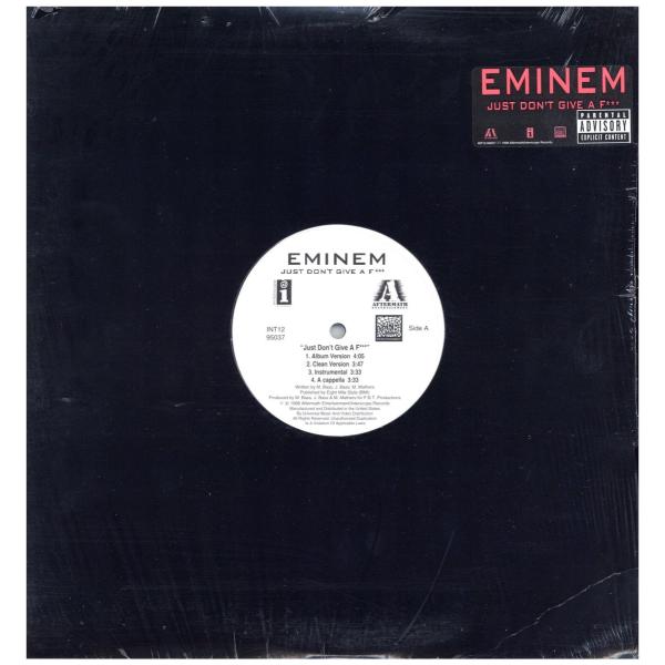 製造国 : US　　リリース年 : 1999　　レーベル : INTERSCOPE　　品番 : INT12-95037　　　　シュリンク付・ジャケステッカー・角折れ有。'99リリース。ヒップホップ界の大物であり名プロデューサーのDr.Dre...