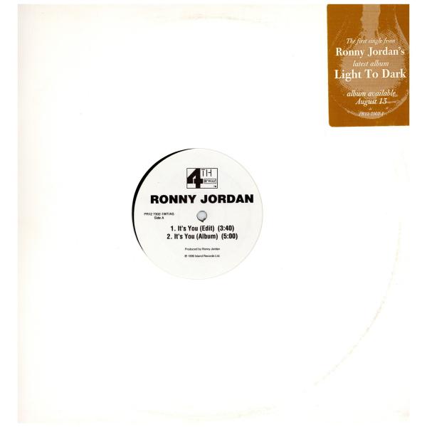 製造国 : US　　リリース年 : 1996　　レーベル : 4th &amp; Broadway　　品番 : PR12 7302-1WT　　　　ジャケステッカー有。ロンドン出身のJazzギタリストが'96にリリースしたアルバム"Light...