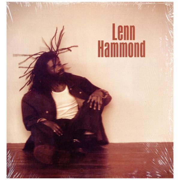 製造国 : CANADA　　リリース年 : 2001　　レーベル : FiWi Music　　品番 : FIWI 293　　　　シュリンク付。Beres Hammondの甥っ子であるLenn Hammondが'00にリリースした初のアルバム...