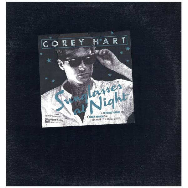 製造国 : US　　リリース年 : 1983　　レーベル : EMI America　　品番 : SPRO-9097　　　　ジャケステッカー有。カナダ出身のロックシンガーが'83にリリースしたデビューアルバム"First Offense"か...