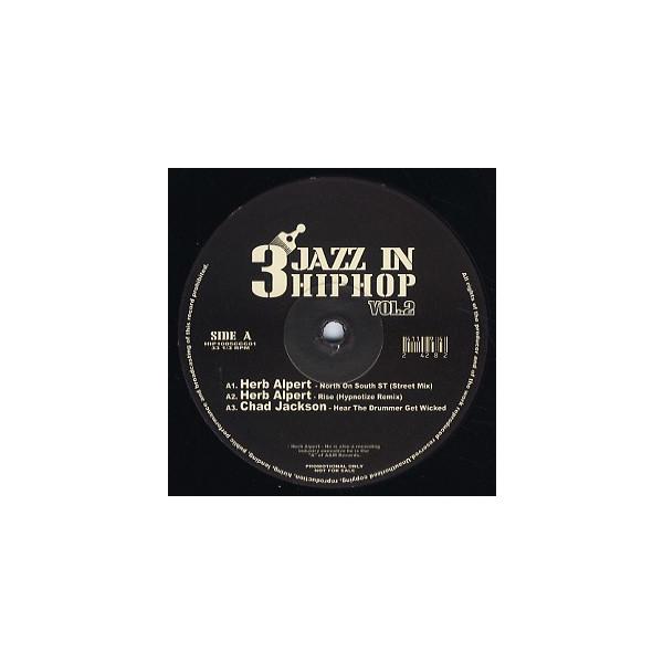 製造国 : JAPAN　　リリース年 : 2009　　レーベル : WHITE　　品番 : HIP1005CCC01　　　　毎回違うコンセプトを元に、選び抜いた3 Artistの選りすぐりの名曲とこの盤のみのオリジナルバージョン、Jazz系...