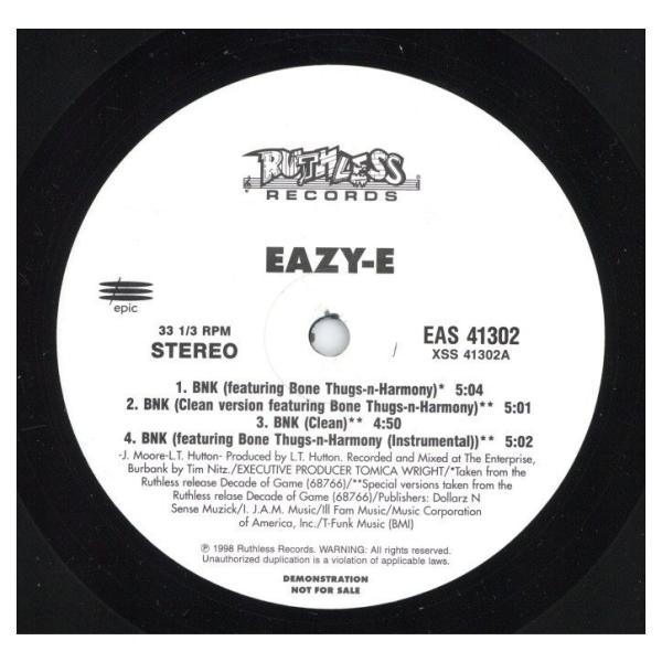 製造国 : US　　リリース年 : 1998　　レーベル : Ruthless Records / Epic　　品番 : EAS 41302　　　　彼の死後となる'98にリリースされたコンピアルバム"Decade Of Game"からのプロ...