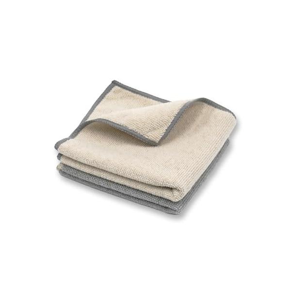 グレー、ベージュ/通常/おそうじクロス２枚入−ＩＮ・PatternName:2枚(2色×1セット)・パッケージ個数:1・様々な場所に使えるマイクロファイバークロス。家具・照明器具等についた黒ズミ・皮脂汚れ等の拭き取りに。窓ガラスや鏡のくもり...
