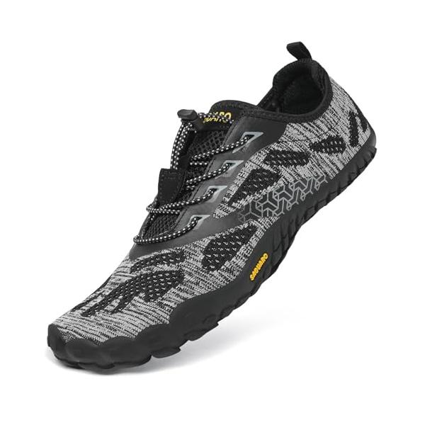 フィットネスシューズブラック/26.0 cm/-・Size:26.0 cmColor:ブラック・広いつま先デザイン: 運動中で、つま先に絞らないまた十分にリラックスしできます・軽量: 軽量トラクションと優れた耐久性があるラバーソール。 凹凸...