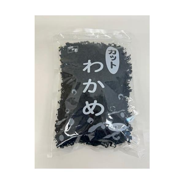 原材料：湯通し塩蔵わかめ・入数：2個・原産国：中国・わかめは低カロリーで、ヨウ素やカルシウムなどのミネラルをはじめ、ビタミンKや食物繊維も豊富に含まれています。