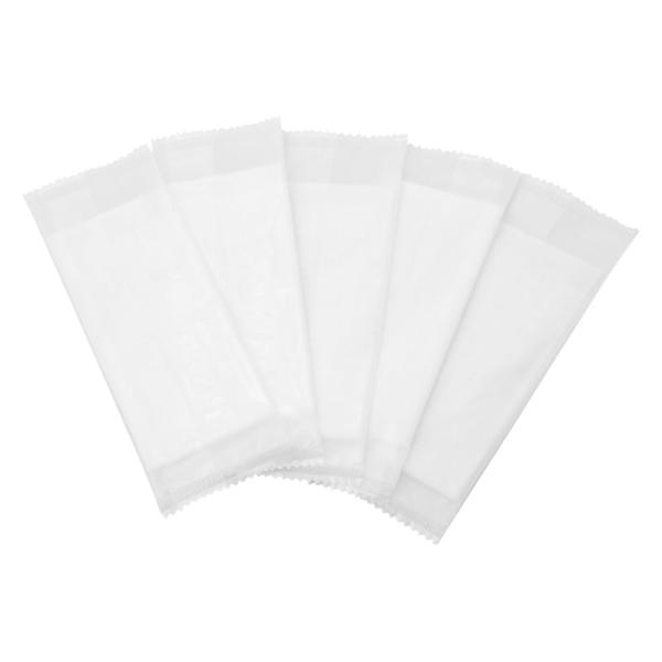 個包装タイプの使い捨ておしぼりです。・平型 白無地タイプ。