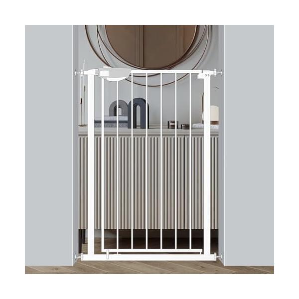 高さ92cm　ホワイト/65-74cm/w315・Size:65-74cmMaterialType:スチール　ホワイト・ベビーゲート　三重ロック普段の赤ちゃんゲートと違って、ダブルロックではなく、三重ロックにリニュアルしました。ピーナッツロ...