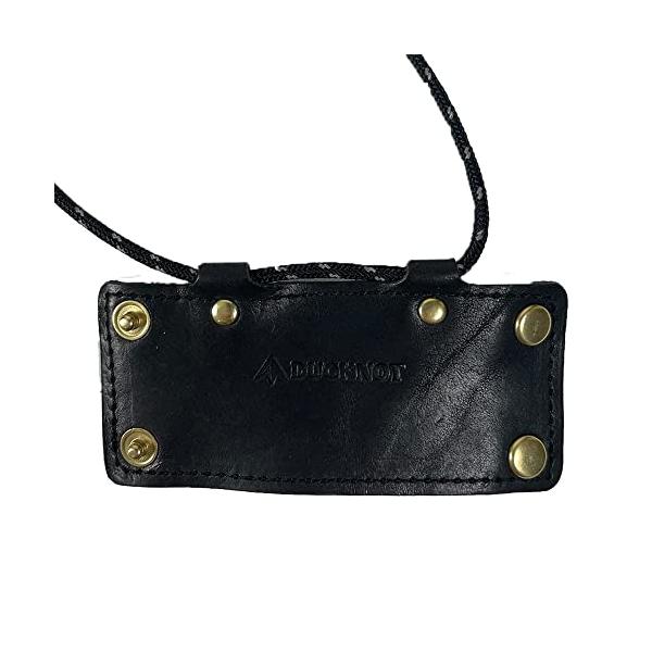 ブラック(牛革)/-/-・Color:ブラック(牛革)・サイズ幅10.5×高さ4.5cm（紐長：104cm）／パラコード：3mm巾（パラコードのカラーは選べません。ご自身でカスタマイズください。）　重量約17g・材質牛革／真鍮ボタン・生産国...