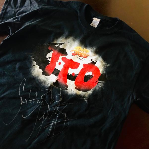 サイン入りTシャツ“スイッチブレード” ジェイ・ホワイト（BULLET CLUB バレットクラブ） 海外生産 輸入Tシャツ2019年2月2日、北海道・北海道立総合体育センター北海きたえーる大会で、時のIWGP王者棚橋弘至から、新技TTO（裏...