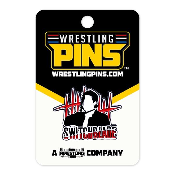 “スイッチブレード” ジェイ・ホワイト（BULLET CLUB バレットクラブ） ピンバッジ（アメリカ直輸入品）《現品限り》裏側に針が付いており、留め金具でとめるようになっています。縦：約3.0センチ横：約4.0センチ金属製2019年2月1...