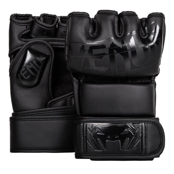 Venum Undisputed 2.0 MMA グローブは、市販されている他のすべての製品よりも優れた快適感と高い品質を提供するように新しく開発されました。Undisputed 2.0 MMA グローブは、ムエタイの発祥地として有名なタイ...