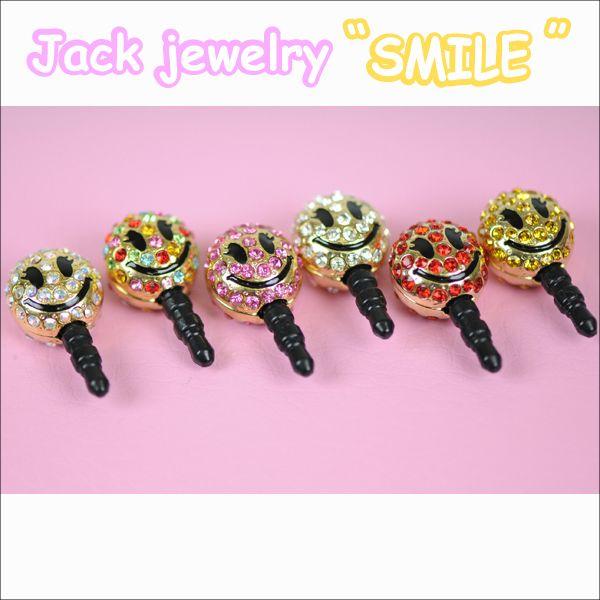 ★イヤホンジャック アクセサリー キラキラ SMILEスマートフォンなどのイヤホンジャックに差し込みます。 同時に、水やホコリが入りにくくなります。  【サイズ】●直径約3.5mmのジャックに対応 本体：直径約12mm プラグ部分：直径約3...
