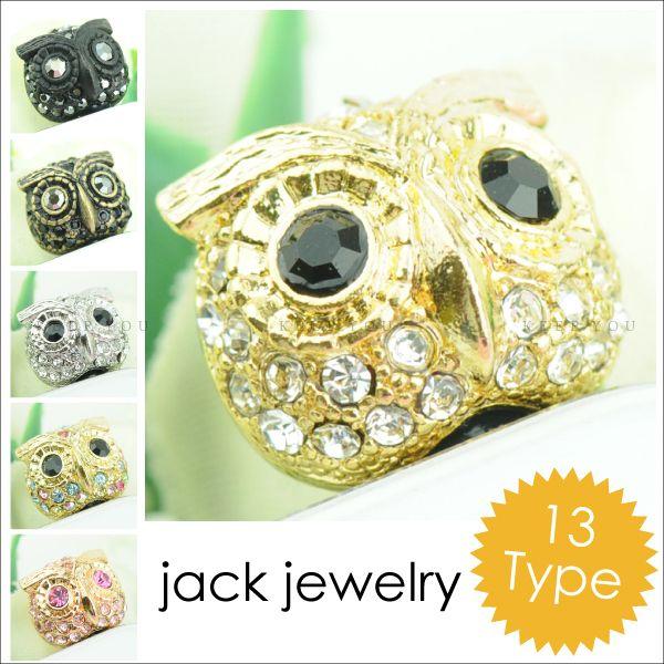 ★イヤホンジャックスマートフォンなどのイヤホンジャックに差し込みます。 同時に、水やホコリが入りにくくなります。  【個数】ご希望のカラー1個  【サイズ】本体：縦約13mm、横約15mm プラグ部分：直径約3.5mm、長さ約14mm ※写...