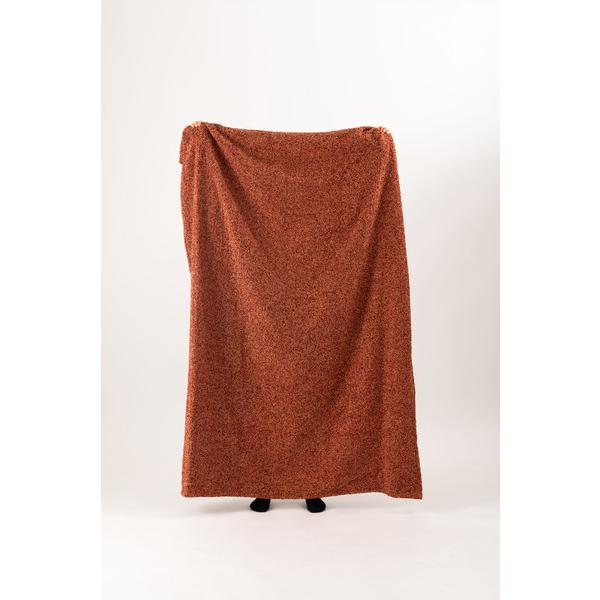 メーカー直送となります。離島への配送は致しておりません。混色のブークレ生地が 絶妙なニュアンスを表現。トレンドのブークレ生地を使用したシリーズ。混色の物を使う事で、絶妙なニュアンスカラーを表現しています。ベッド横や玄関先で使いやすいサイズ感...