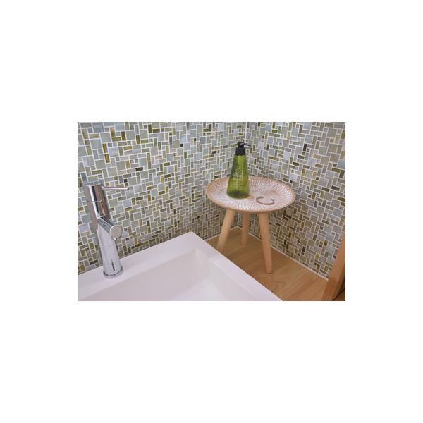 メーカー直送となります。沖縄・離島は、配送不可となります。   用途に合わせて様々なシーンで使えます。φ29.5×H29.5cm繊維板 天然木(パイン材) ラッカー塗装　ねじ込み式【原産地】中国【商品重量】1.0kg