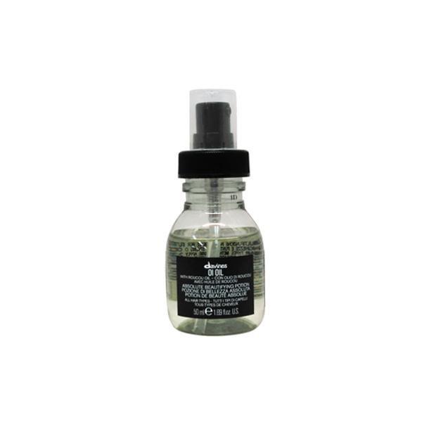 商品名：ダヴィネス オイ オイル / davines OI OIL内容量：50ml商品説明：洗い流さないトリートメントとしても、スタイリングオイルとしてもご使用いただけるヘアオイル。軽やかな使用感で、熱によってダメージを受けている毛髪に潤い...