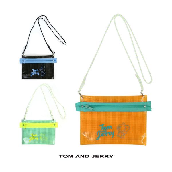 ▼TOM and JERRY / フレンズ PVCフラットサコッシュ鮮やかなカラーリングとPVCの透明感が楽しいアイテム。文具やコスメ、衛生用品など、使い道はいろいろ。 透明なカラーで包めばいつもより素敵に。ストラップをつけてミニバッグとし...
