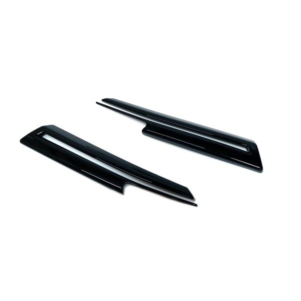 フロントグリルガーニッシュブラックアウトにより締まった印象になります両面テープで貼るだけ簡単取り付け 商品内容 左右セット2020〜スバルXV　インプレッサスポーツGT用樹脂製取り付け説明書は付属していませんので取り付けに不安のある方は最寄...