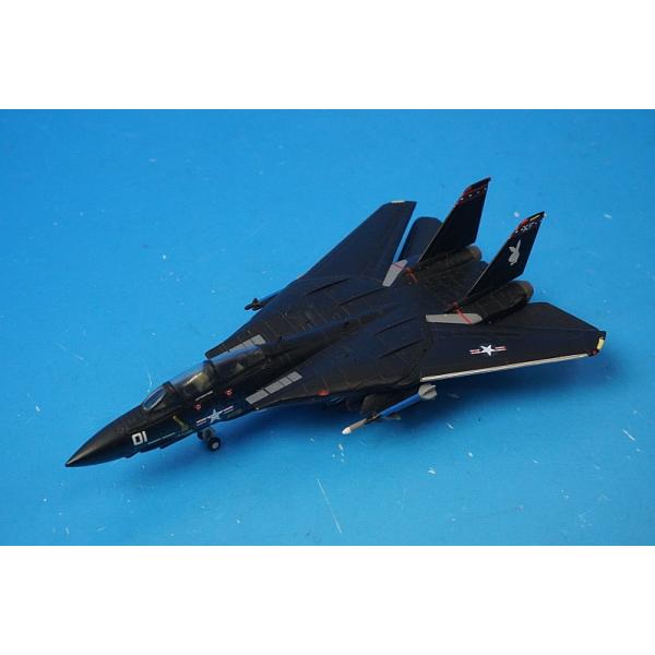 商品情報ダイキャストモデル商品状態・開封中古品です・本体に細かなスレ/ほんの少し塗装ムラございますが（画像参照下さい）、他目立ったダメージ無く状態良い方だと思います・水平主翼は固定されていて、開閉可動出来ません・外箱にスレ/小キズ/角打ち/...