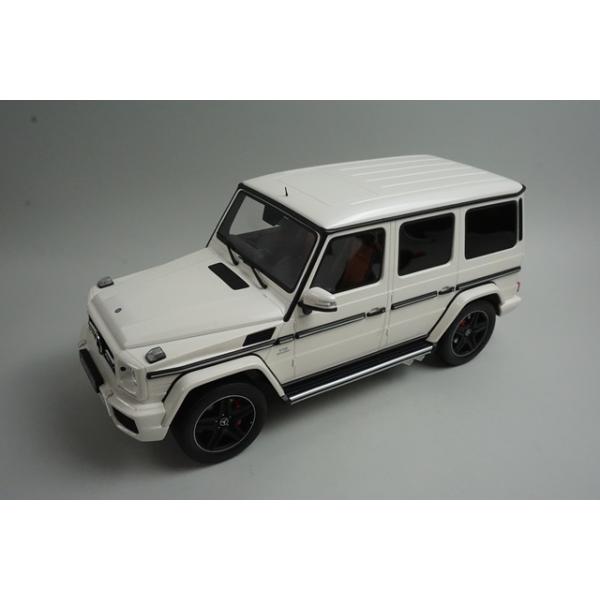 メーカーGTスピリット車体メーカーメルセデス品番KJ025スケール1/12商品状態中古品です。汚れ、塗装はげ、窓浮きが見受けられます。外箱に潰れスレキズ汚れが見受けられます。※注意事項※経年変化による多少の色あせ、デカールの浮き、外箱やクリ...