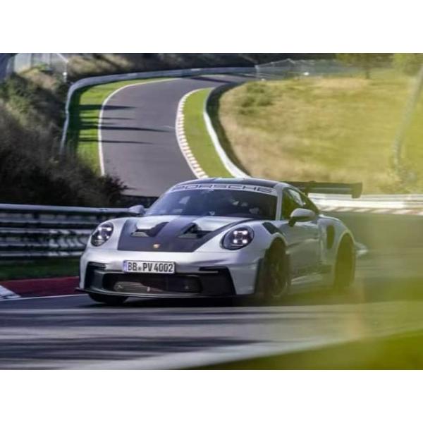 【発売日：2026年02月28日】【商品紹介】素材: ダイキャスト　※輸入品の為パッケージ等多少のダメージがある場合がございます。【メーカー】Stance Hunters【車体メーカー】ポルシェ【品番】【スケール】1/64【商品状態】新品で...