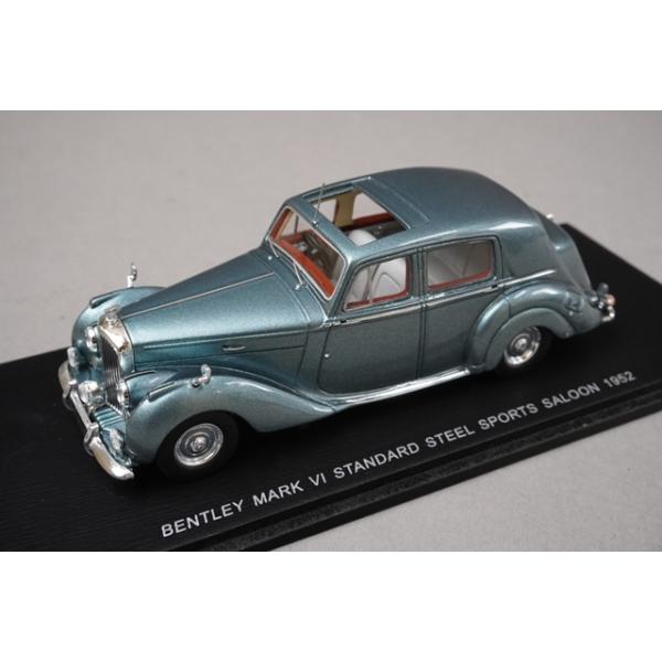 メーカースパーク　車体メーカーベントレー品番S3802スケール1/43　商品状態中古品です。スリーブ色褪せが見受けられます。クリアケースにスレキズが見受けられます。※注意事項※経年変化による多少の色あせ、デカールの浮き、外箱やクリアケースの...