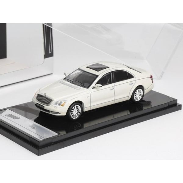 【商品紹介】素材: ダイキャスト　※輸入品の為パッケージ等多少のダメージがある場合がございます。【メーカー】Shadow【車体メーカー】【品番】LL-023-93【スケール】1/64【商品状態】新品です。※注意事項※経年変化による多少の色あ...