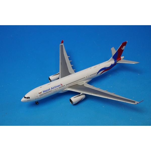 商品情報ダイキャストモデル商品状態・開封中古品です・本体に細かなスレ/ほんの少し塗装ムラございますが（画像参照下さい）、他目立ったダメージ無く状態良い方だと思います・外箱にスレ/小キズ/角打ちございます・付属品は画像のものが全てです注意事項...