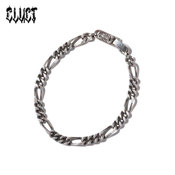 CLUCT / EDNA [BRACELET SILVER925]  04849SILVER925で作成したブレスレット。卓越した品質と職人の手仕事による仕上げが特徴です。サイズはMとLがございます。流行り廃り無く着込めるクラッシックモデル...